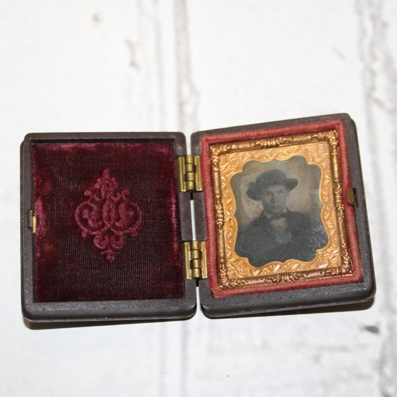 Antique | Accents | Antique Ambrotype Of Photo Mid 80s Union Case 3 ...